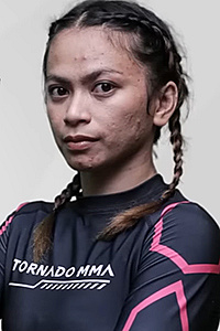 Anggie "Harley Quinn" Mandagie MMA Stats, Pictures, News, Videos ...