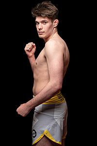 George "Star Killer" Staines MMA Stats, Pictures, News, Videos ...